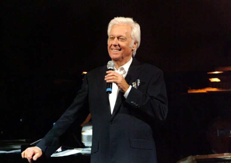 Late Grammy winner Jack Jones performed at The Concorde Club - The ...